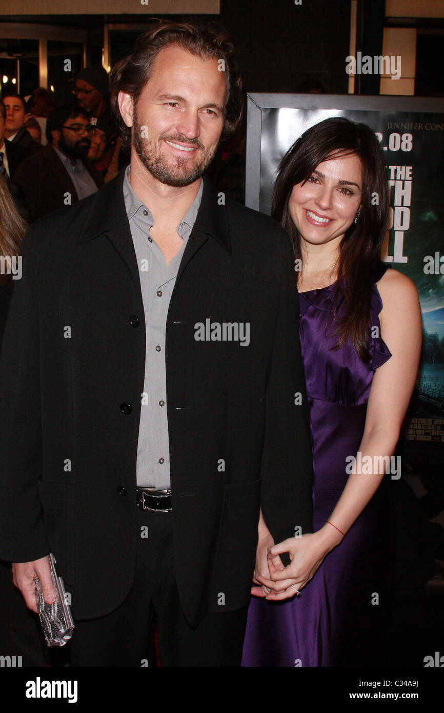 Peter thum and cara buono hi-res stock photography and images - Alamy