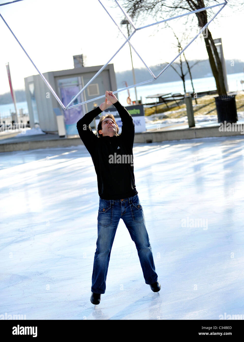 Harbourfront centre rink hi-res stock photography and images - Alamy