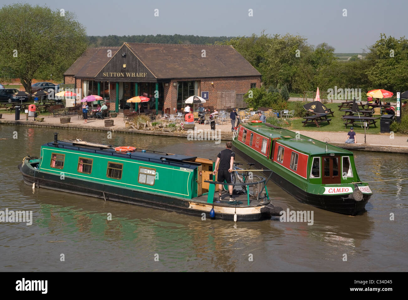 Ashby canal sutton wharf hi-res stock photography and images - Alamy