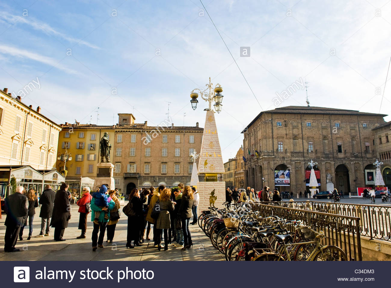 Garibaldi Square Stock Photos & Garibaldi Square Stock Images - Alamy