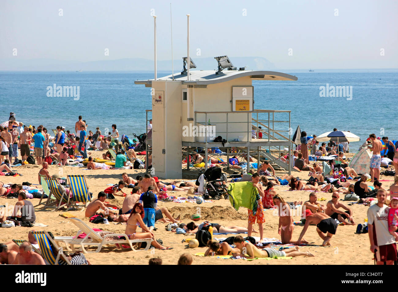 American lifeguard hi-res stock photography and images - Alamy