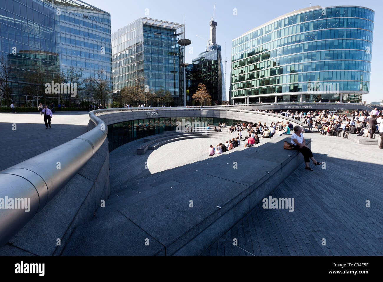 The Scoop, an outdoor amphitheatre near Tower Bridge, London Stock ...