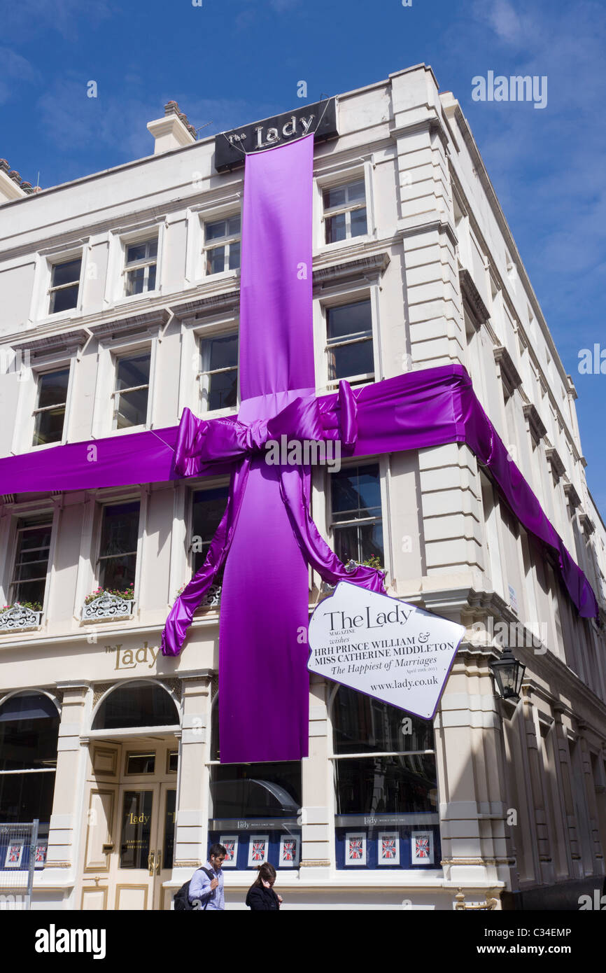 Pro royalist hi-res stock photography and images - Alamy