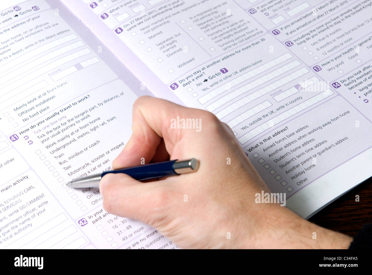 Completing the 2011 Census questionnaire Stock Photo - Alamy