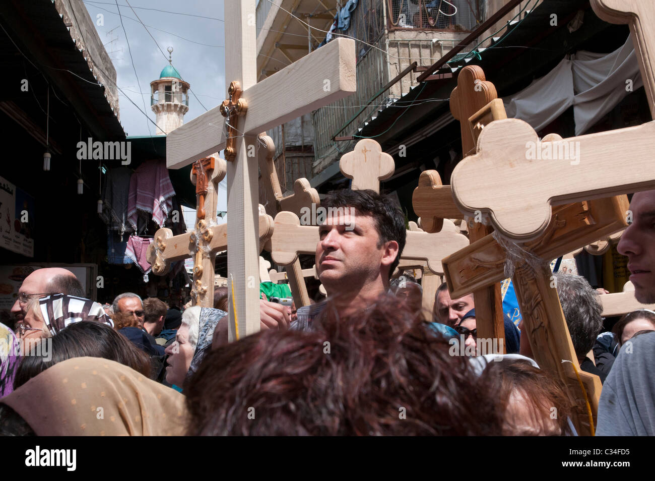 Procession of the way of the cross hi-res stock photography and images ...
