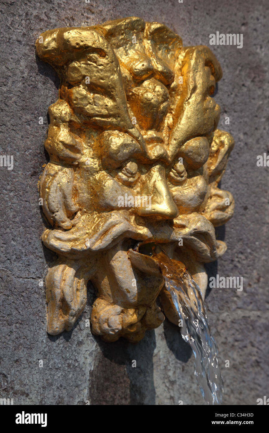Ancient golden fountain statue in Weilburg, Germany Stock Photo - Alamy