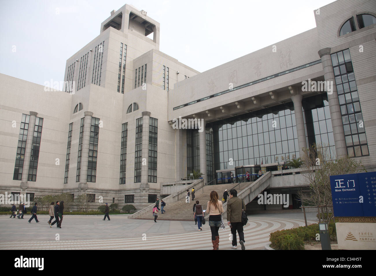 Asian shanghai hi-res stock photography and images - Alamy