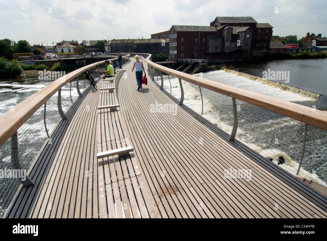 Castleford Foot Bridge Stock Photo - Alamy