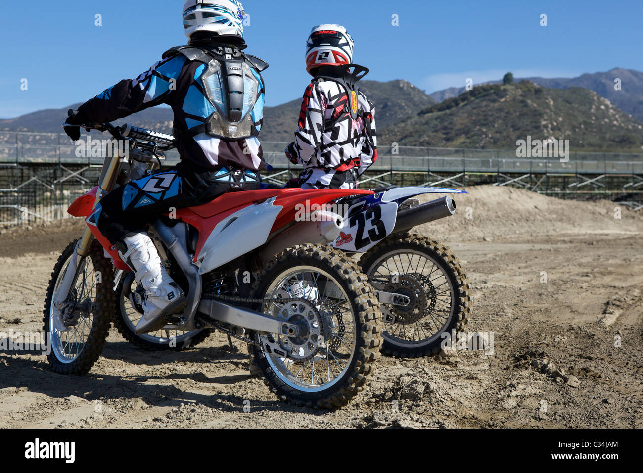 Two motocross riders hi-res stock photography and images - Alamy