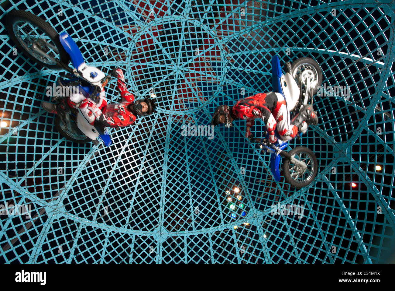 Motorcycle stunt hi-res stock photography and images - Alamy