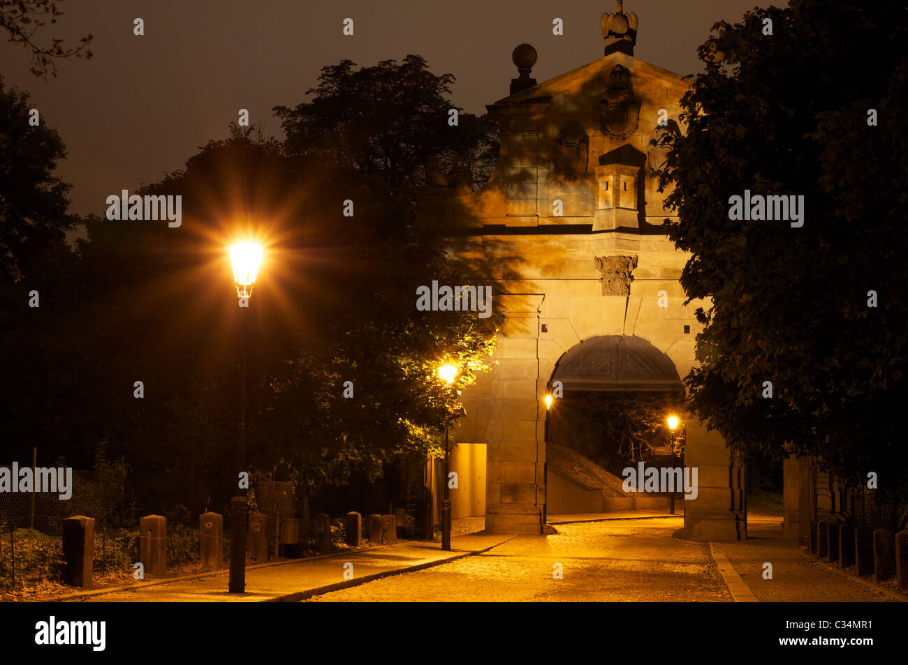 Medieval gate night hi-res stock photography and images - Alamy