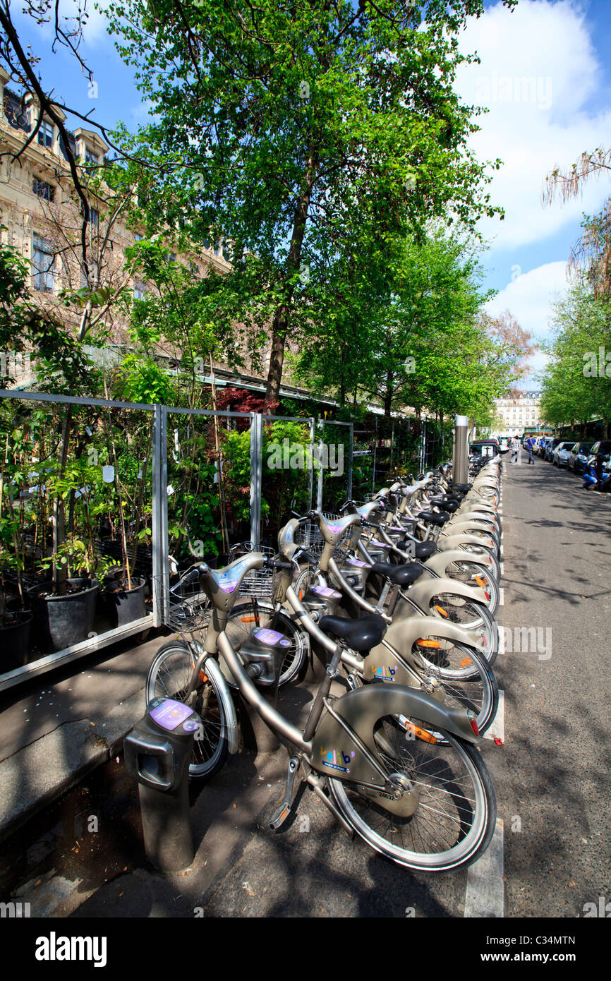 A Velib bike rental station in Paris, France Stock Photo - Alamy