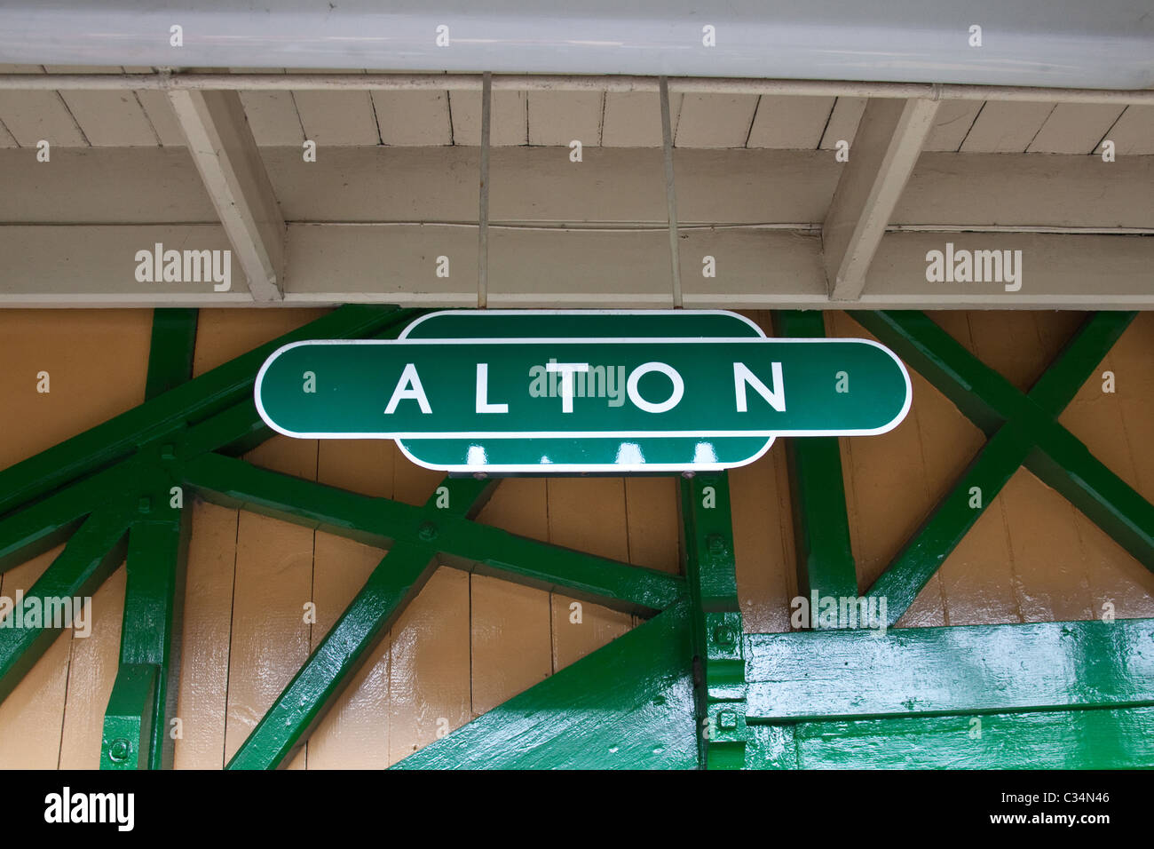 Alton hampshire railway hi-res stock photography and images - Alamy