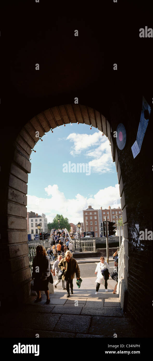 Merchant's arch dublin hi-res stock photography and images - Alamy