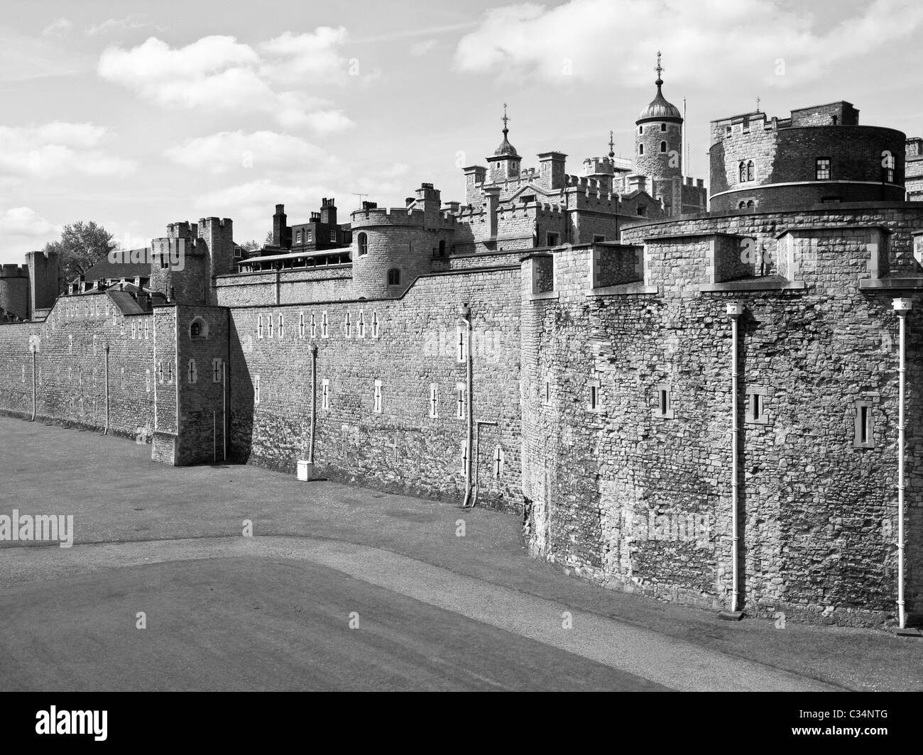 The Tower of London, medieval castle and prison Stock Photo - Alamy