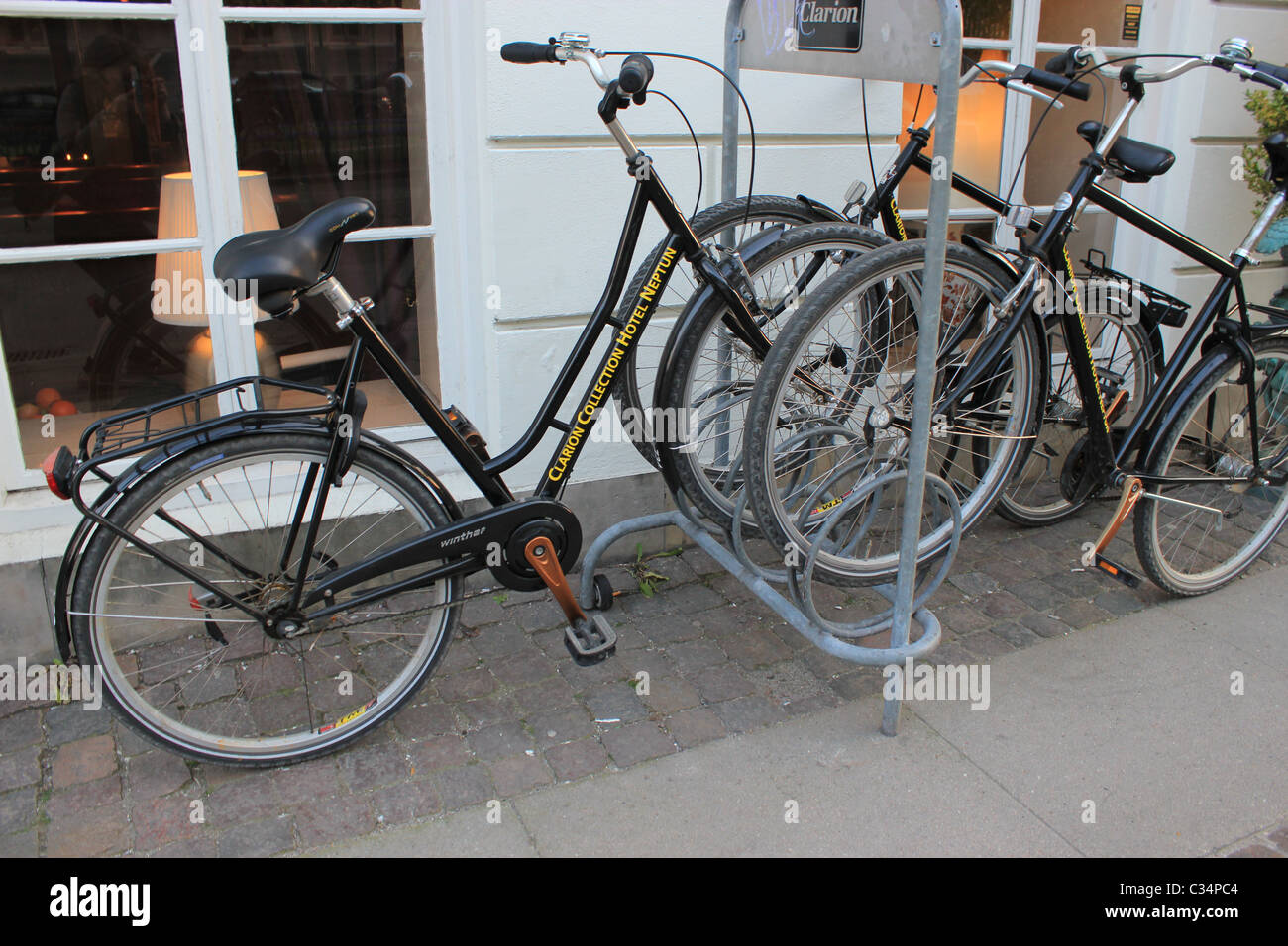Bicycle park copenhagen hi-res stock photography and images - Alamy