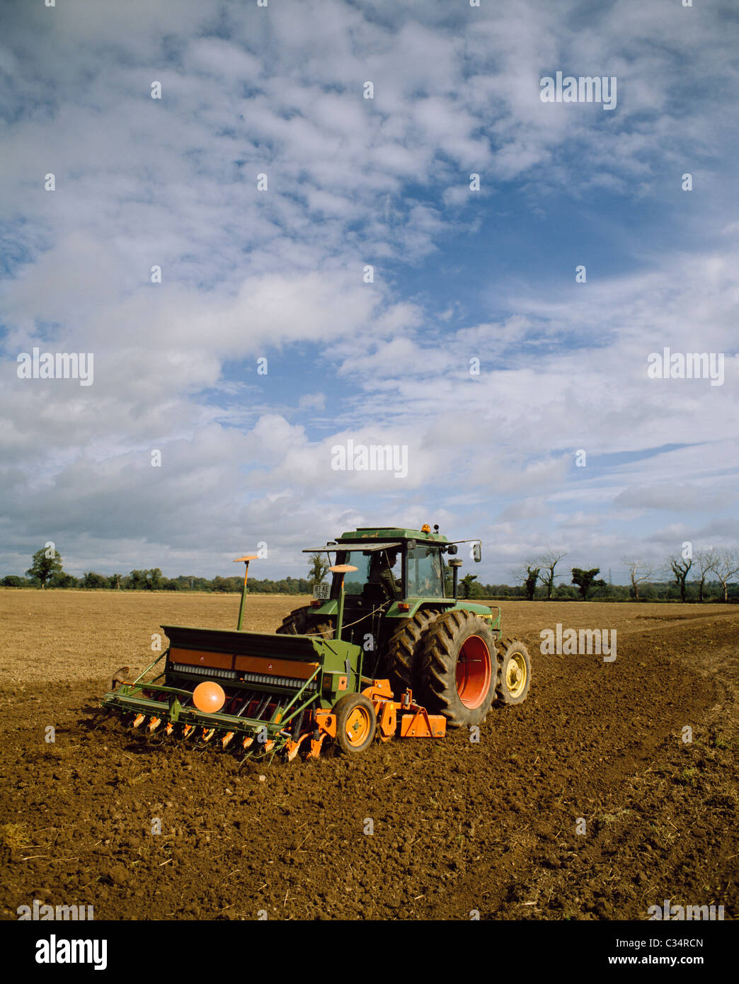 Drilling field hi-res stock photography and images - Alamy