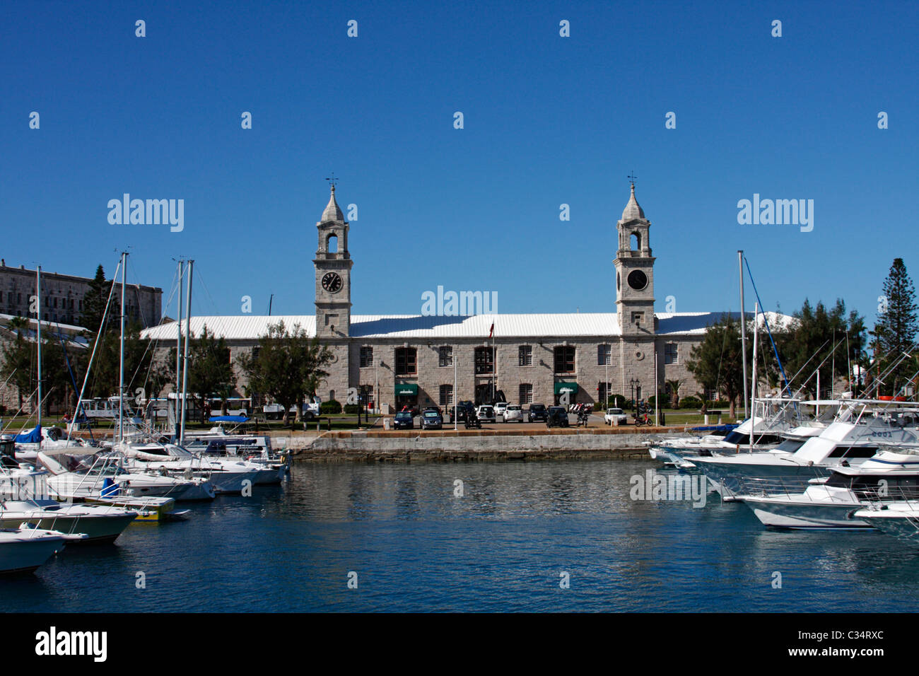 Navy dockyard hi-res stock photography and images - Alamy