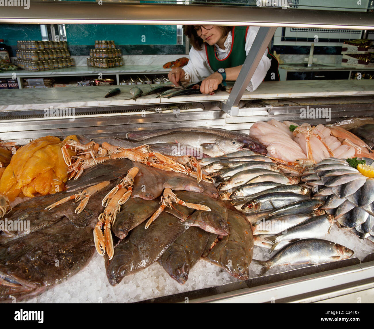 Fresh Fish On Display In Market Stock Photo - Alamy
