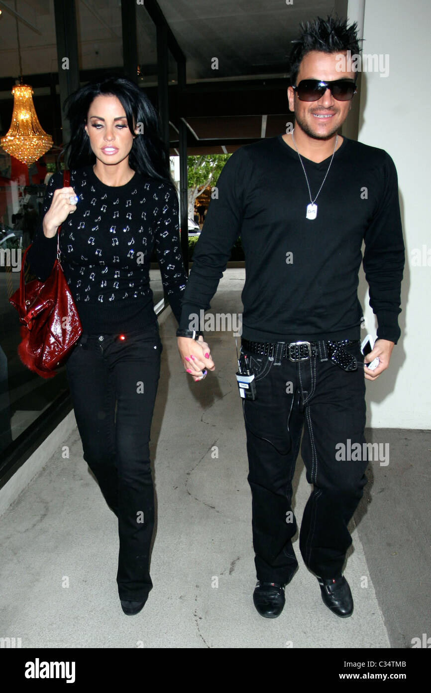 Katie Price aka Jordan and Peter Andre seen shopping together at the ...