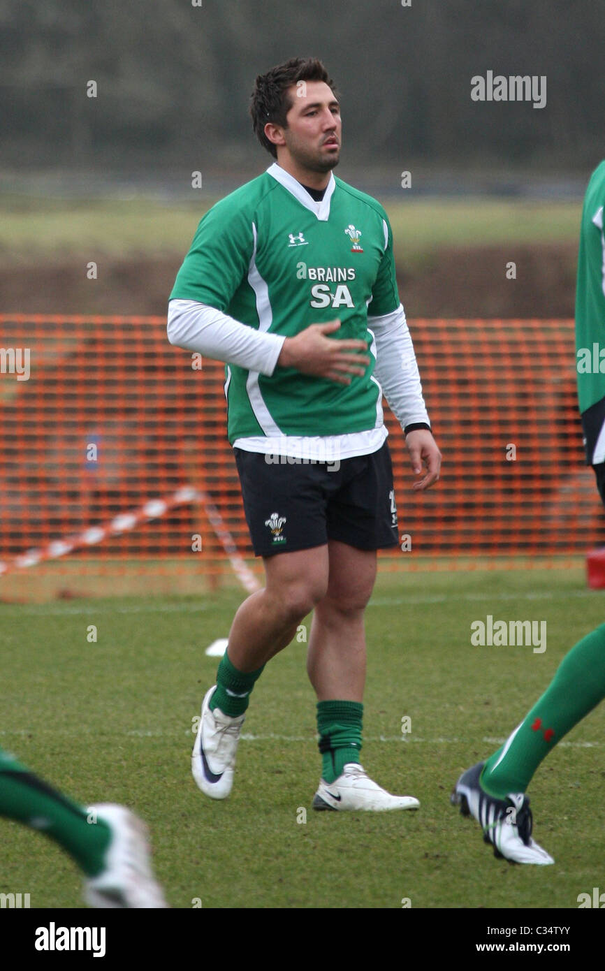 Gavin Henson trains with fellow Welsh Rugby Union (WRU) teammates in ...