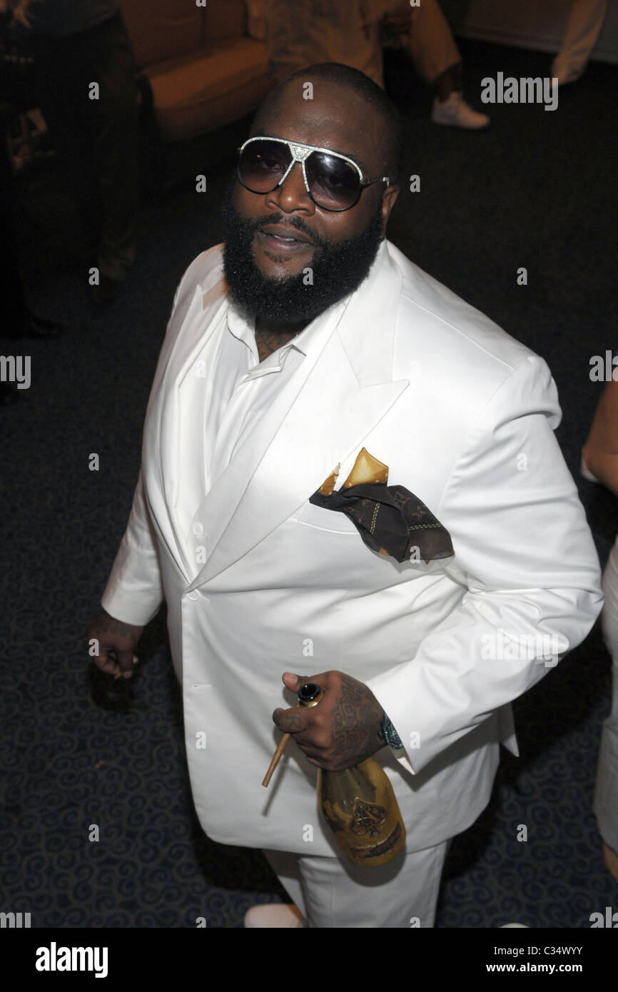 Rick Ross celebrates his birthday with his 'Big Boss' all white party ...