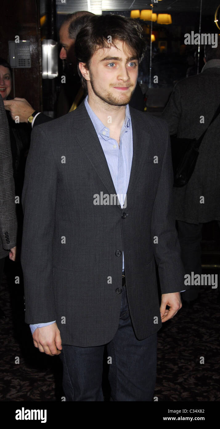 Daniel radcliffe equus hi-res stock photography and images - Alamy