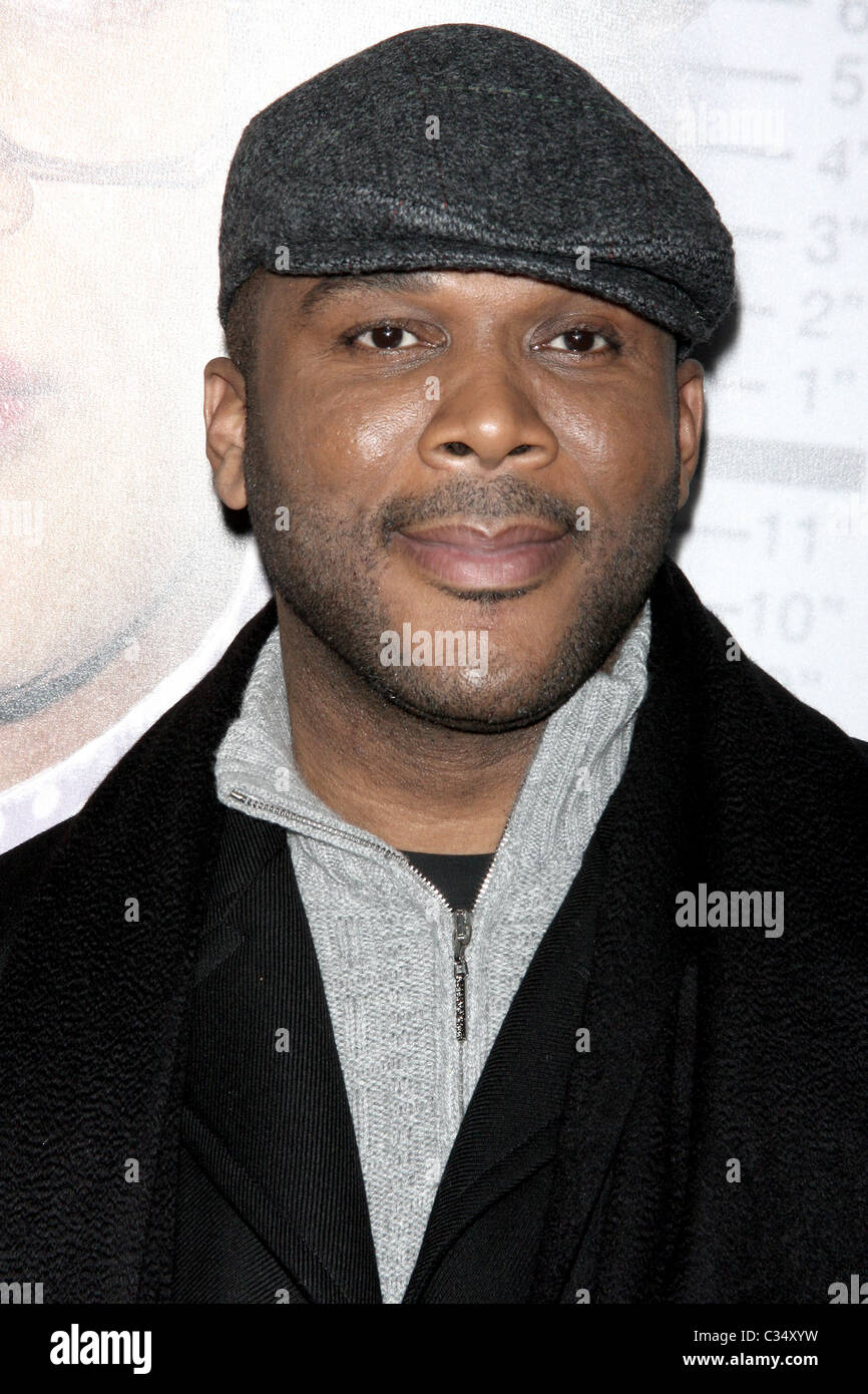 Tyler Perry New York Screening of Tyler Perry's 'Medea Goes To Jail' at ...