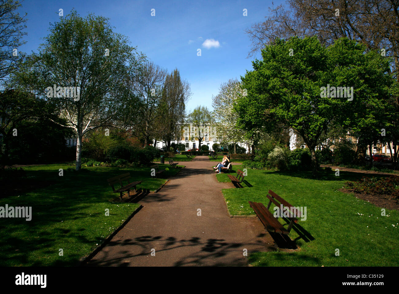 Islington square london hi-res stock photography and images - Alamy