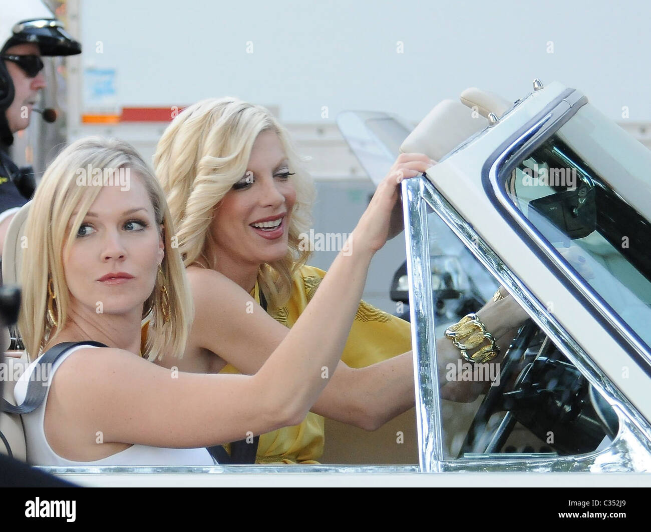 Tori spelling 90210 hi-res stock photography and images - Alamy