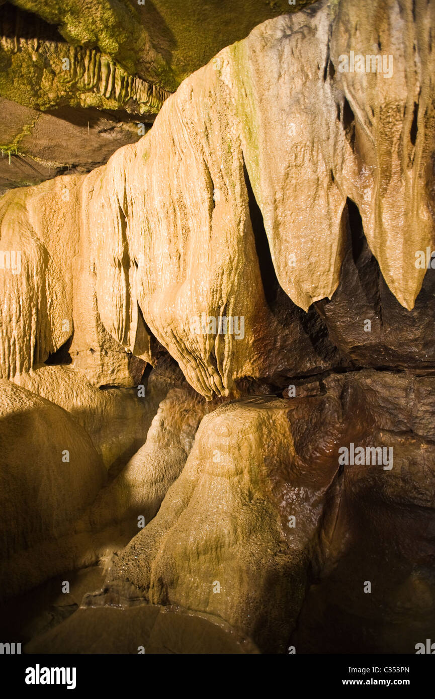 Ingleborough Cave, Clapham, North Yorkshire Dales Stock Photo - Alamy