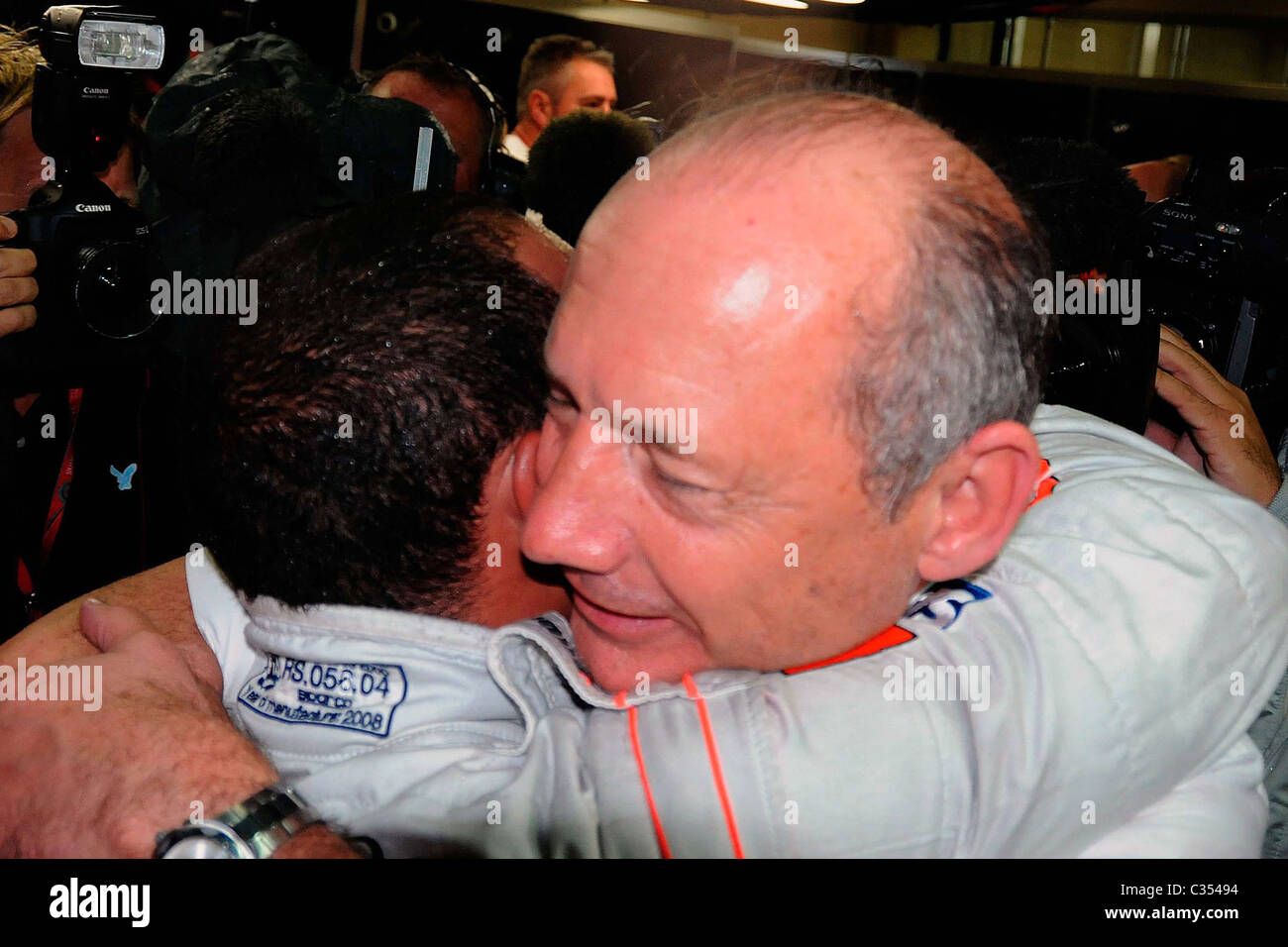 Ron Dennis hugging Lewis Hamilton 2008 Brazilian Formula 1 Interlagos ...