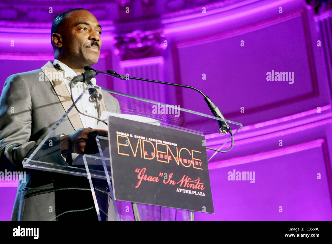 Reggie van lee hi-res stock photography and images - Alamy