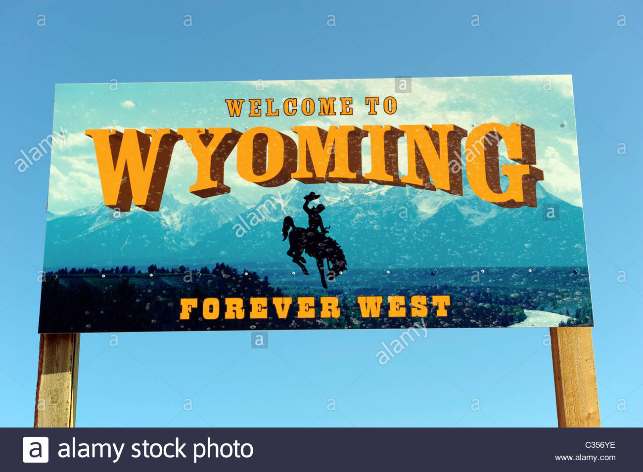 Welcome To Wyoming Sign Stock Photos & Welcome To Wyoming Sign Stock ...