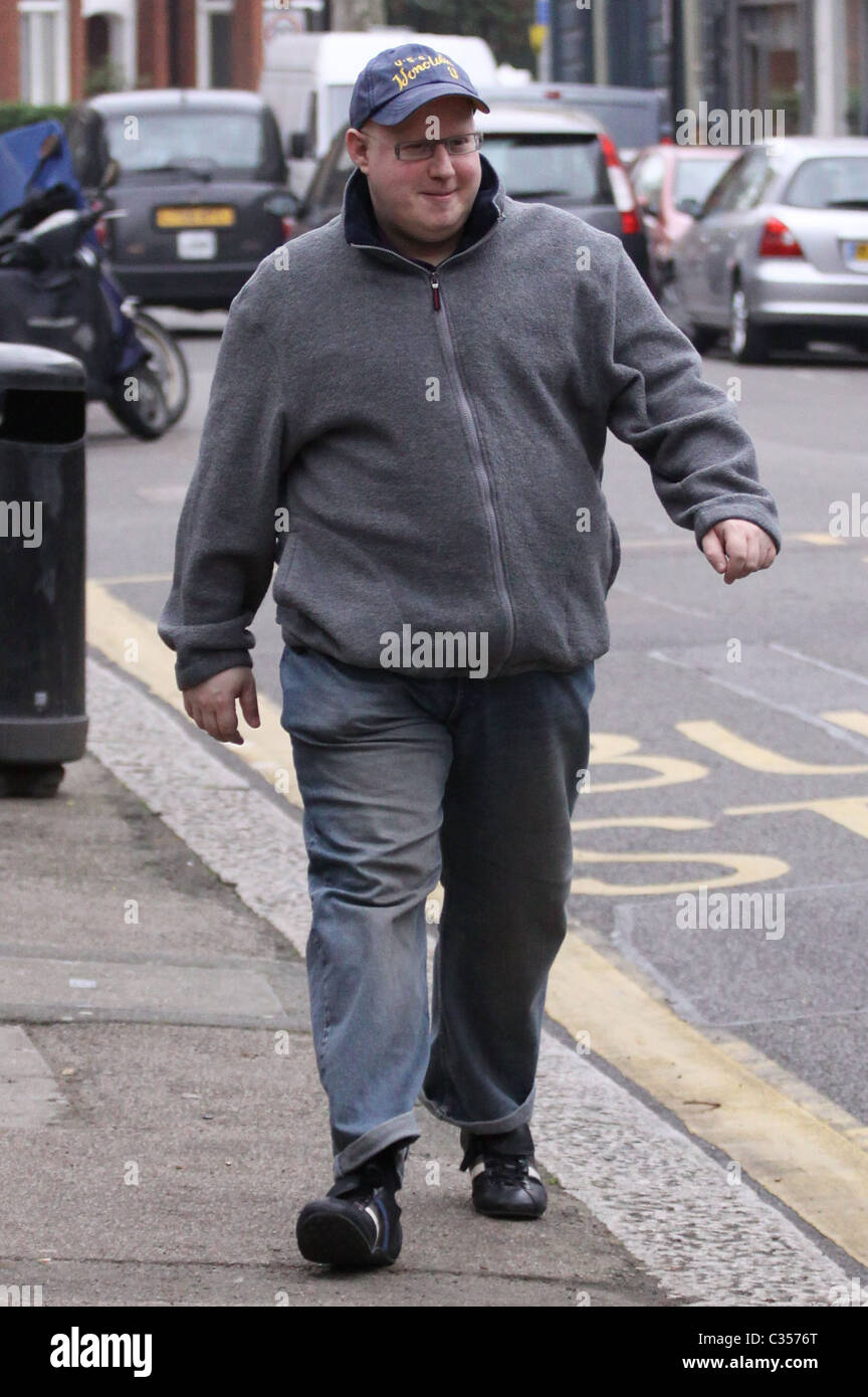 British comedy actor Matt Lucas returning into David Walliams' car ...