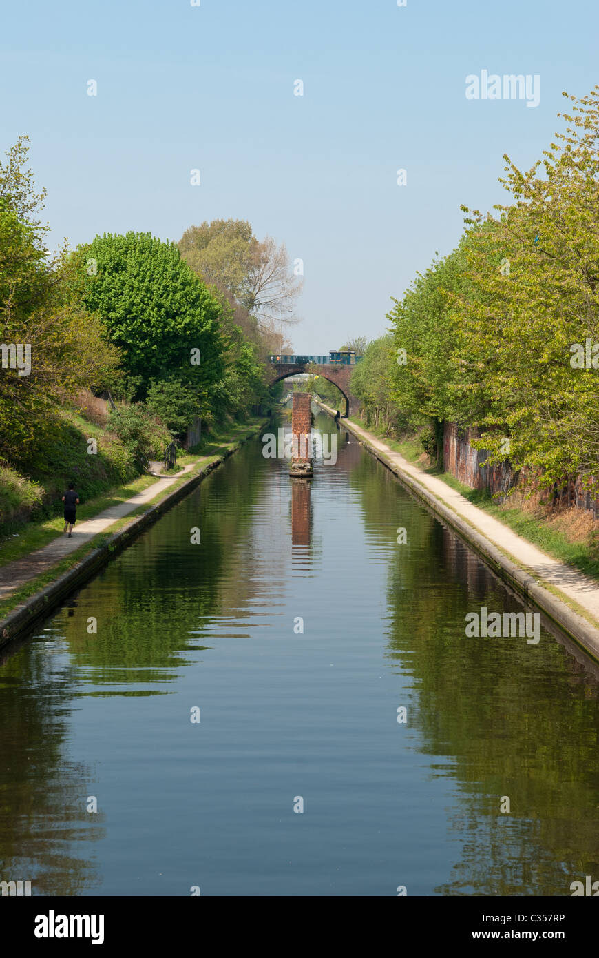 Wolverhampton canal hi-res stock photography and images - Alamy