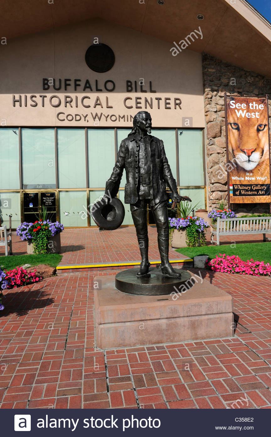 Buffalo Bill Center West Statue High Resolution Stock Photography and ...