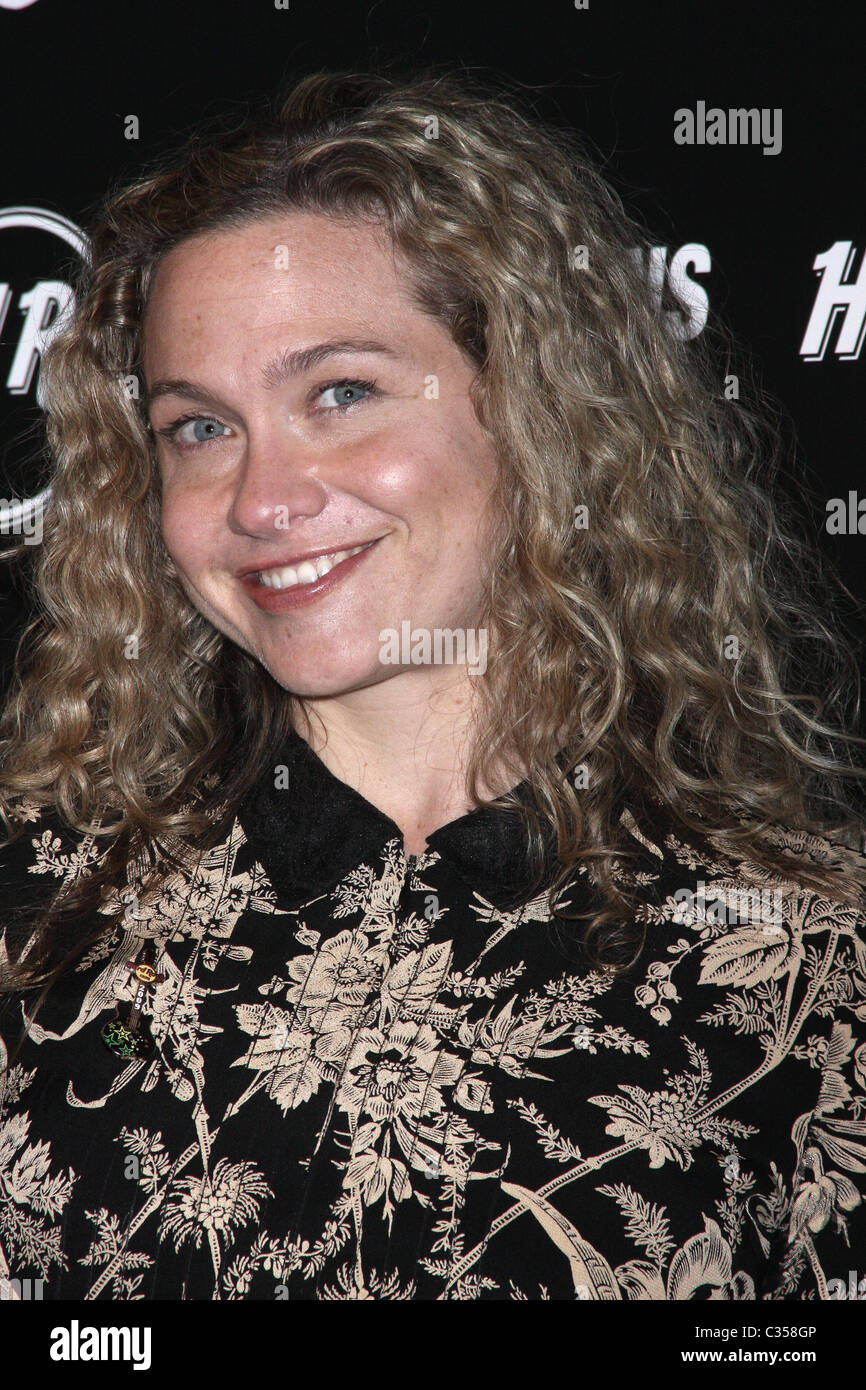 Sally Taylor's Instagram, Twitter & Facebook on IDCrawl