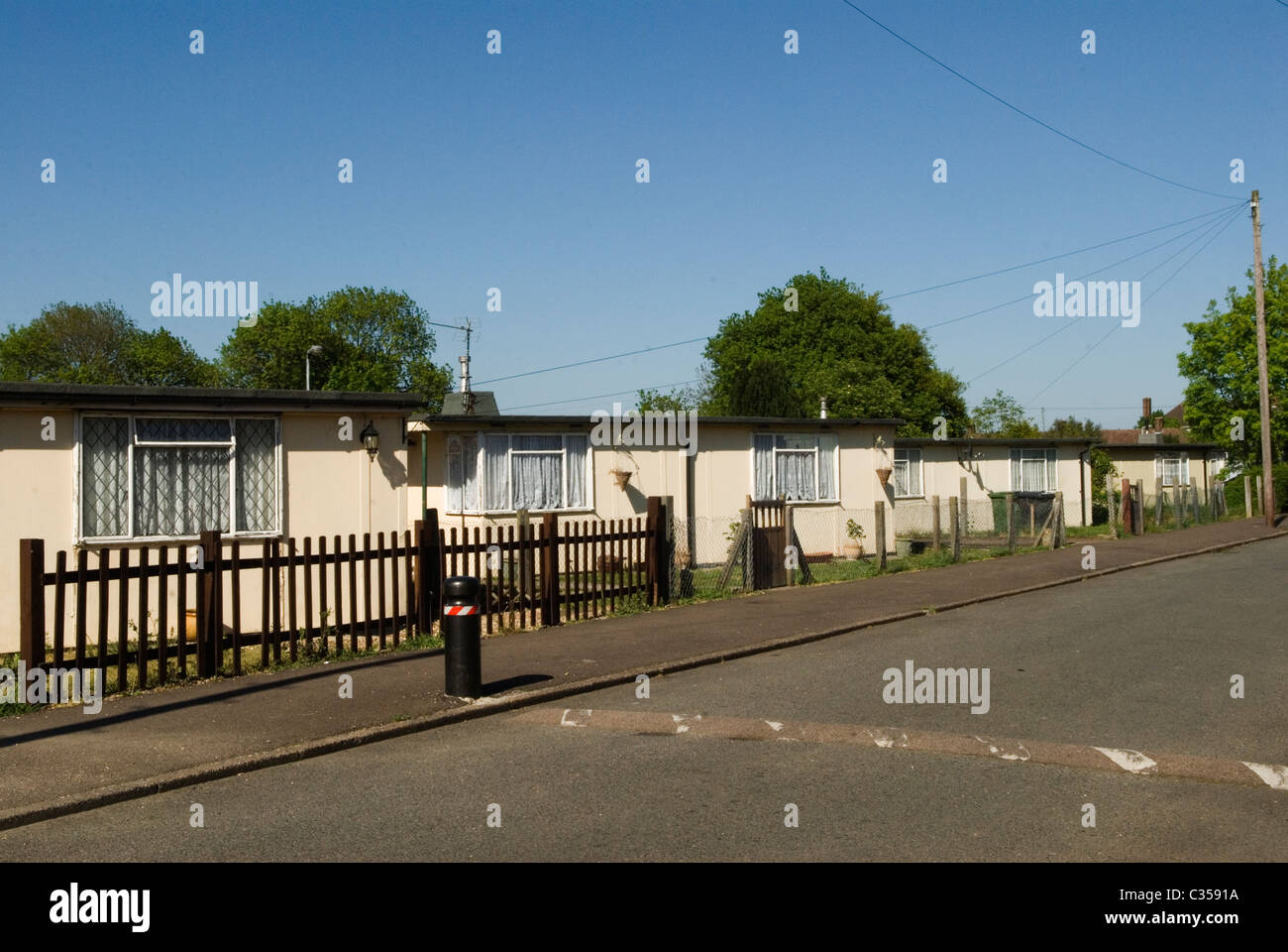 Post war prefab hi-res stock photography and images - Alamy