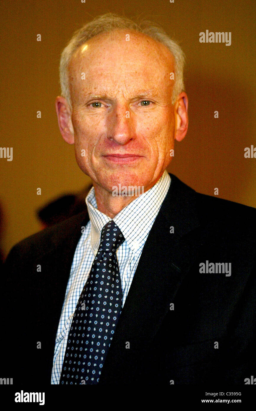 James rebhorn hi-res stock photography and images - Alamy