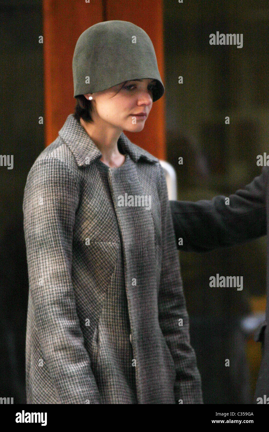Katie Holmes on the set of her new film 'The Extra Man' shooting on location in Manhattan New ...