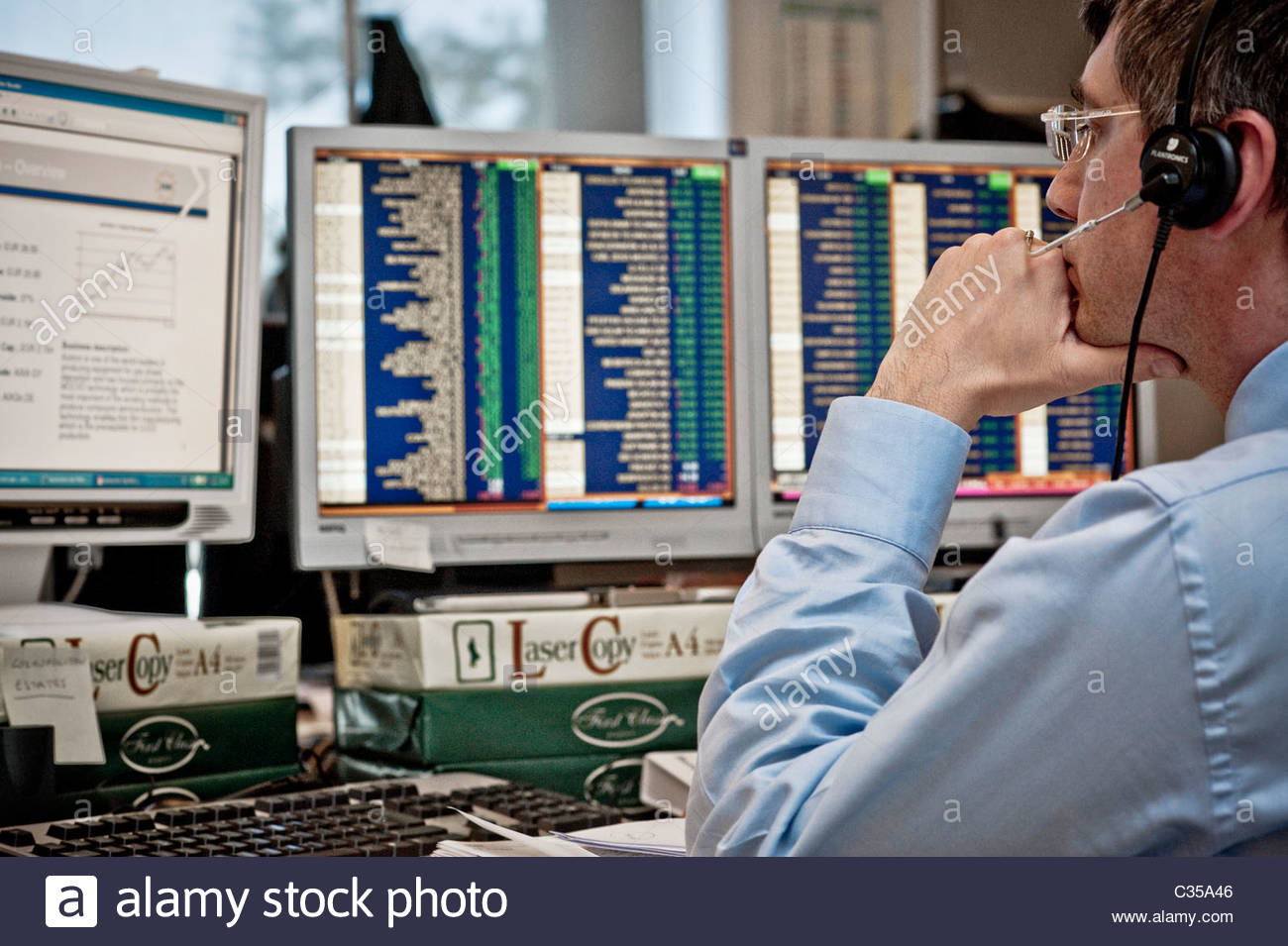 Office Trading Floor High Resolution Stock Photography and Images - Alamy