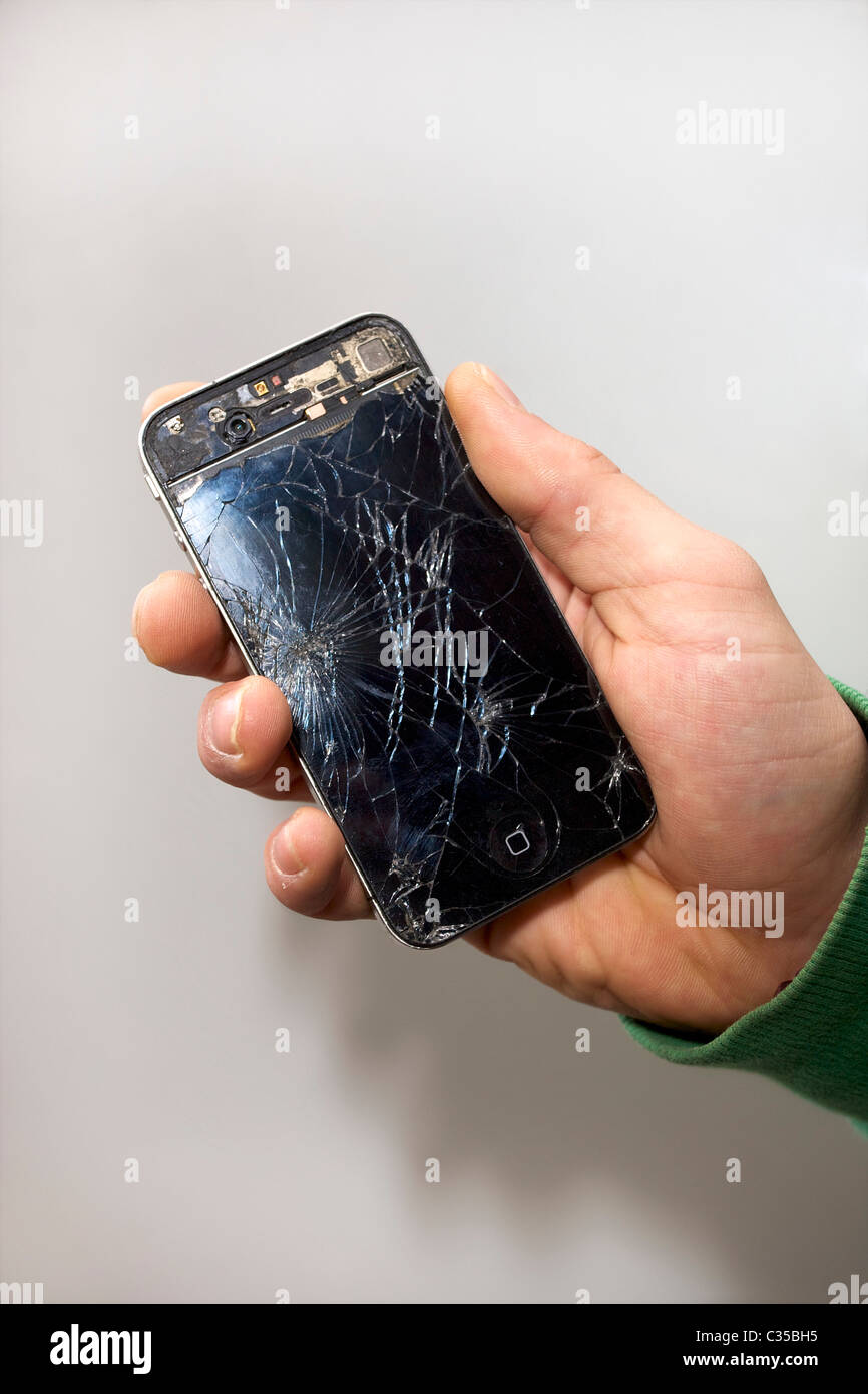 Iphone broken screen hi-res stock photography and images - Alamy