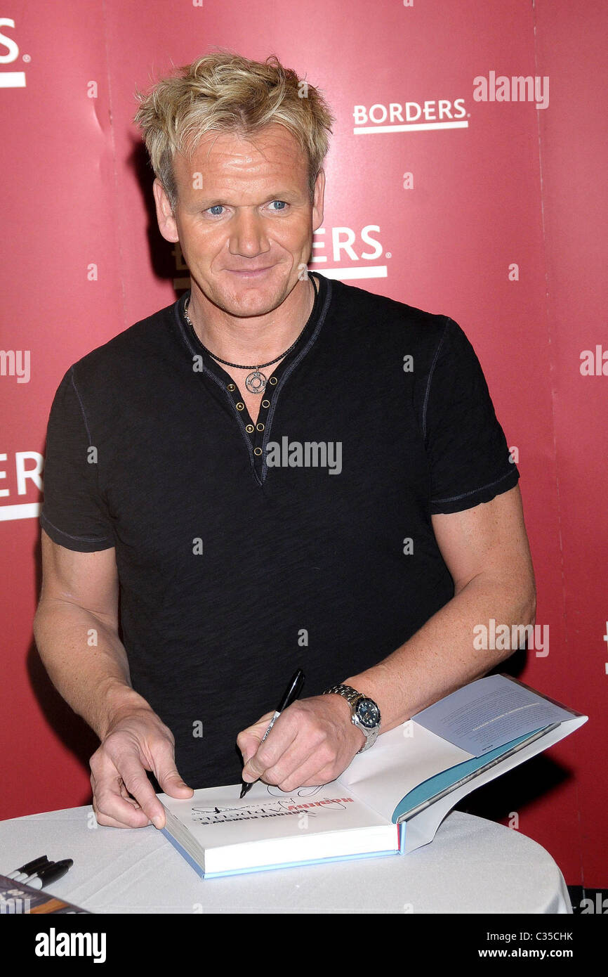 Gordon ramsay book signing hi-res stock photography and images - Alamy
