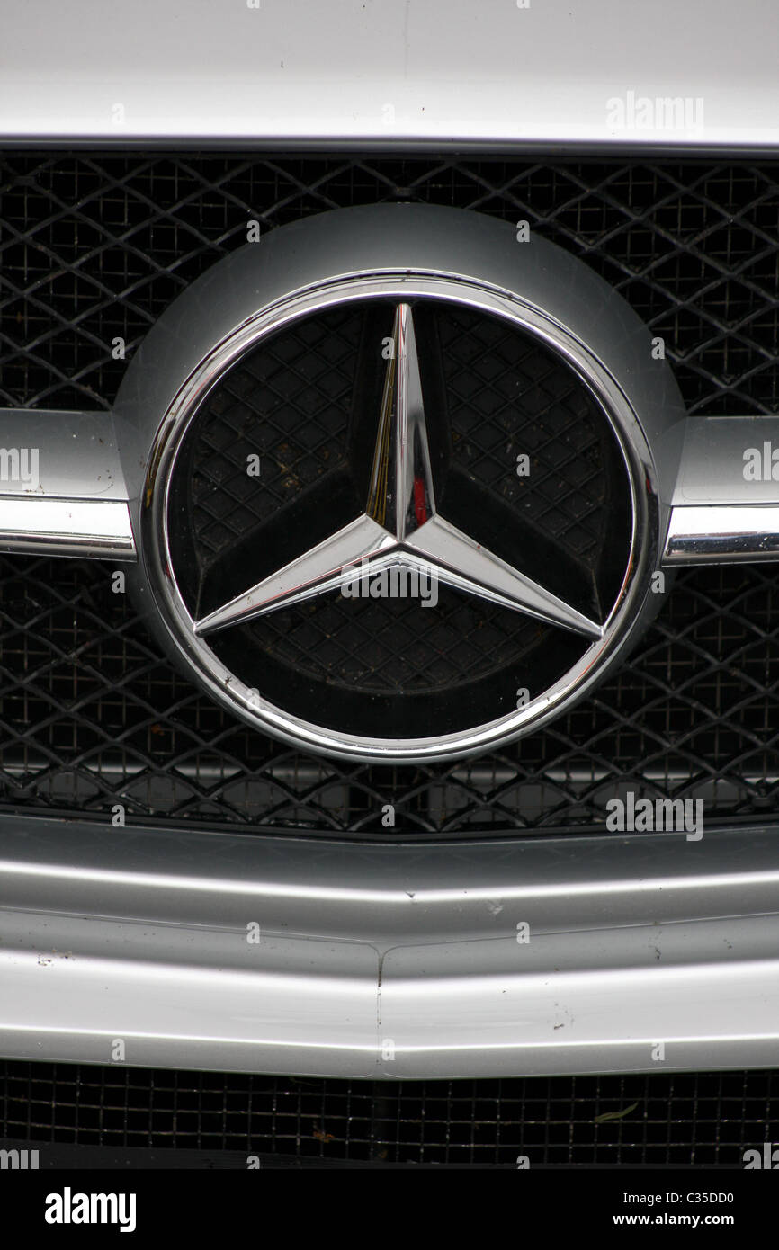 Car badge logo's and manufacturers symbols Stock Photo - Alamy