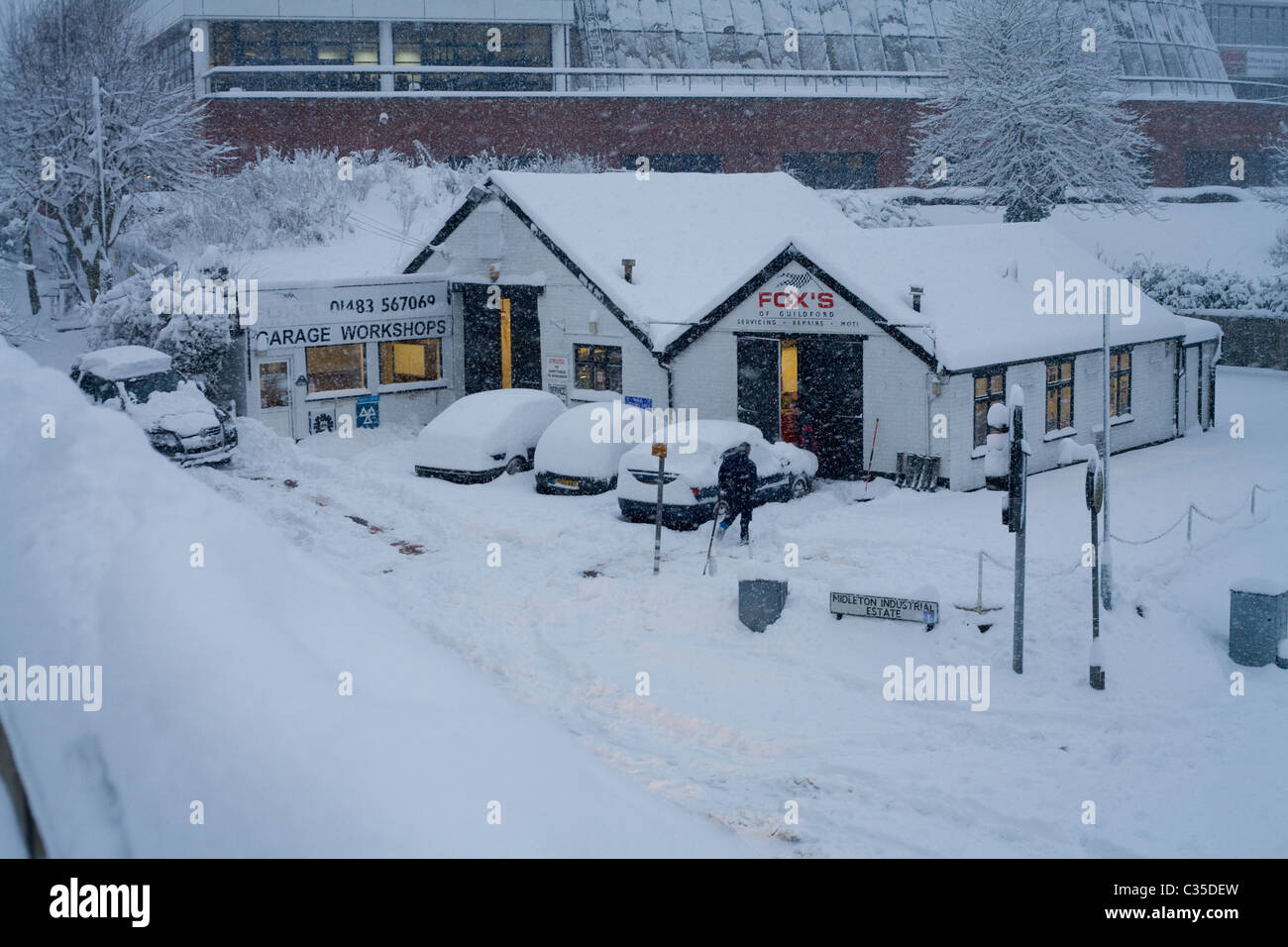 Guildford in the snow hi-res stock photography and images - Alamy