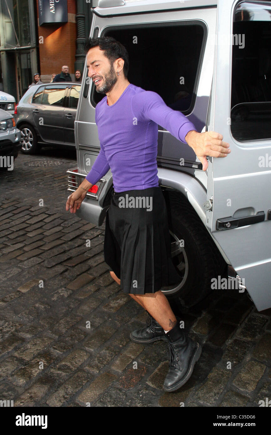 Marc Jacobs poses for photographers outside his hotel in Soho New York ...
