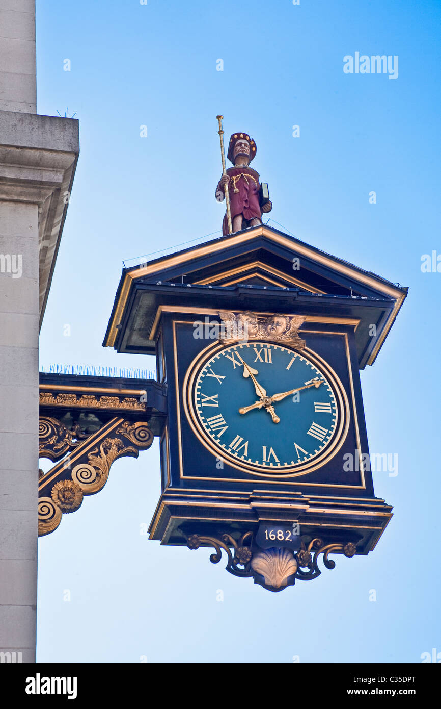 City of London Clock on the church of St James Garlickhythe April 2011 ...