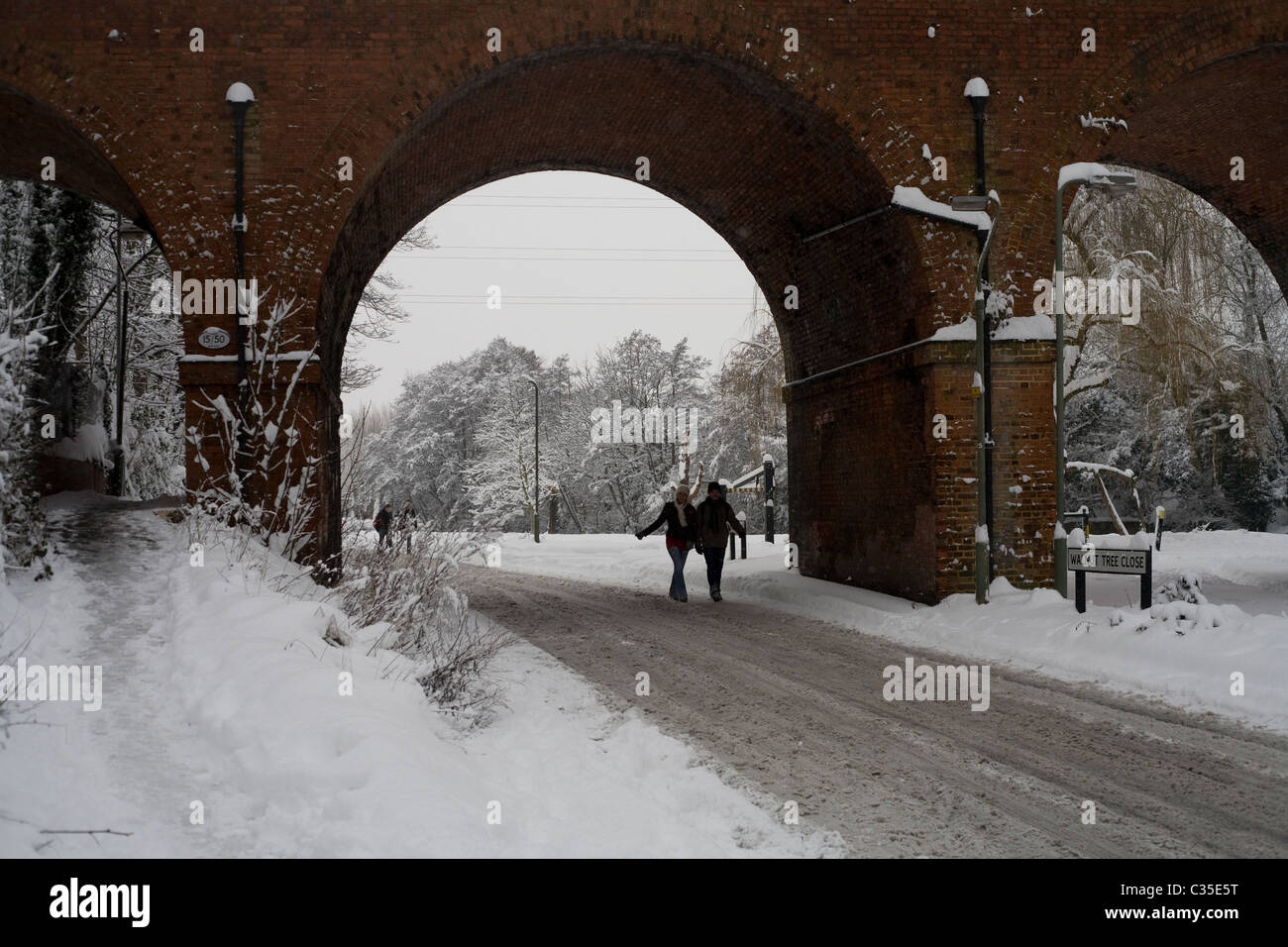 Guildford in the snow hi-res stock photography and images - Alamy