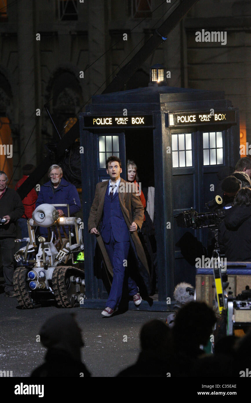 David tennant lindsay duncan filming doctor who special wales hi-res ...